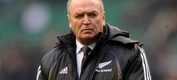 Henry kry wind van voor oor bewerings | Toyota Cheetahs